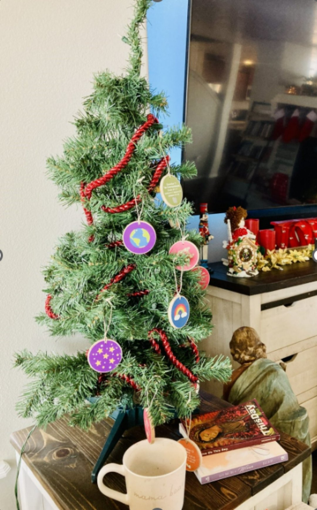 Favorite Catholic Traditions for a Simple, Peaceful Advent