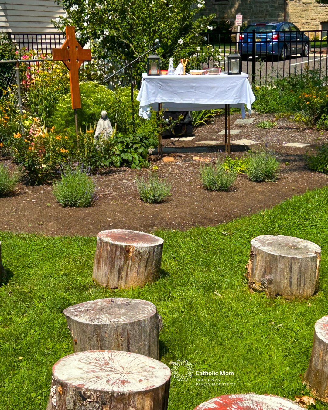 A Sensory-Friendly Mass Outdoors