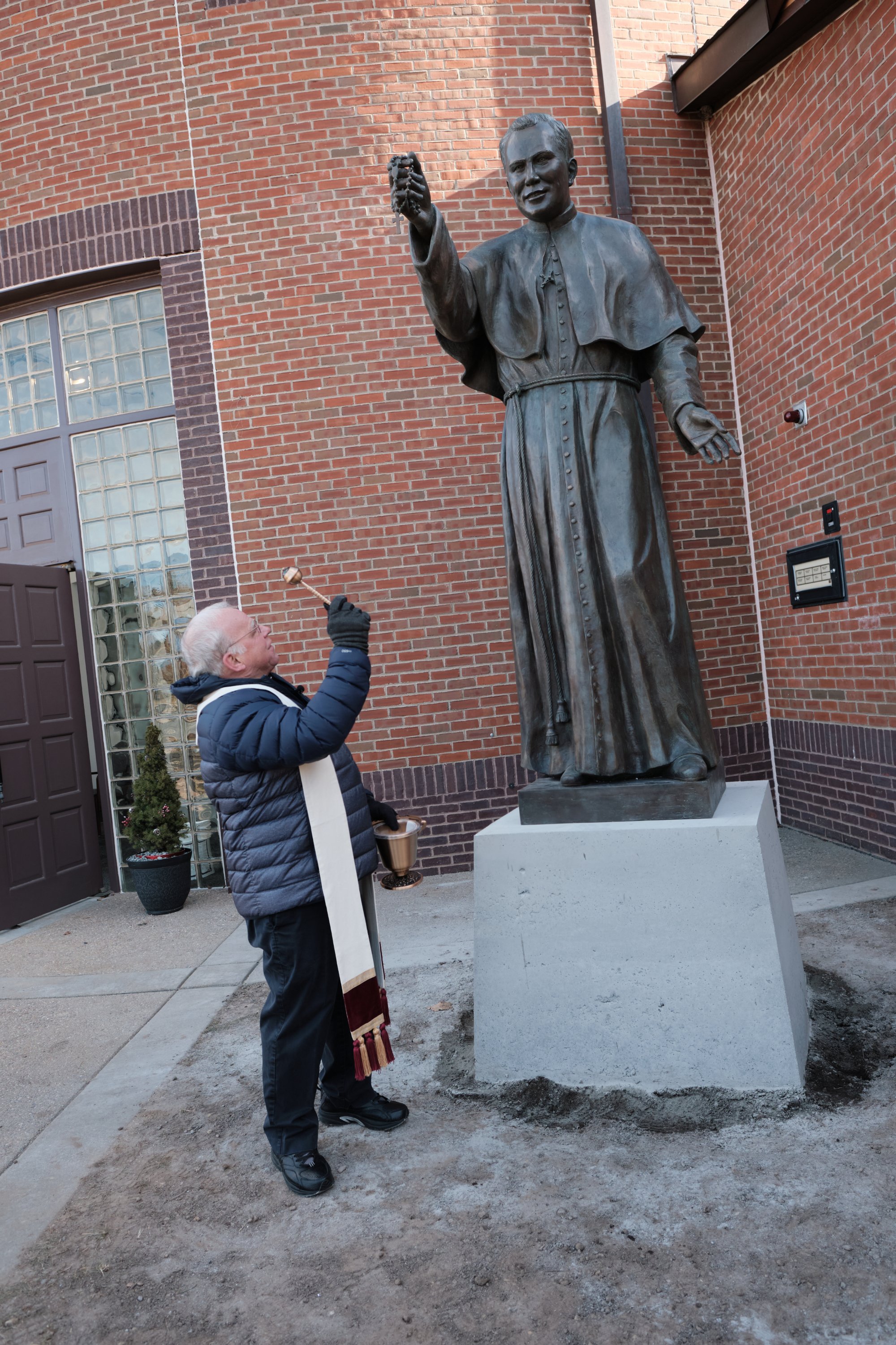 Ministry Founder Venerable Patrick Peyton Statue Now Installed at ...