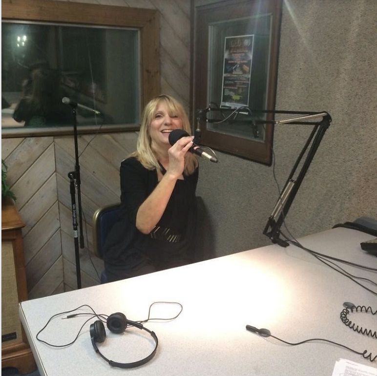 Catholic Mom Voices: WOW Mom with Ellen Mongan